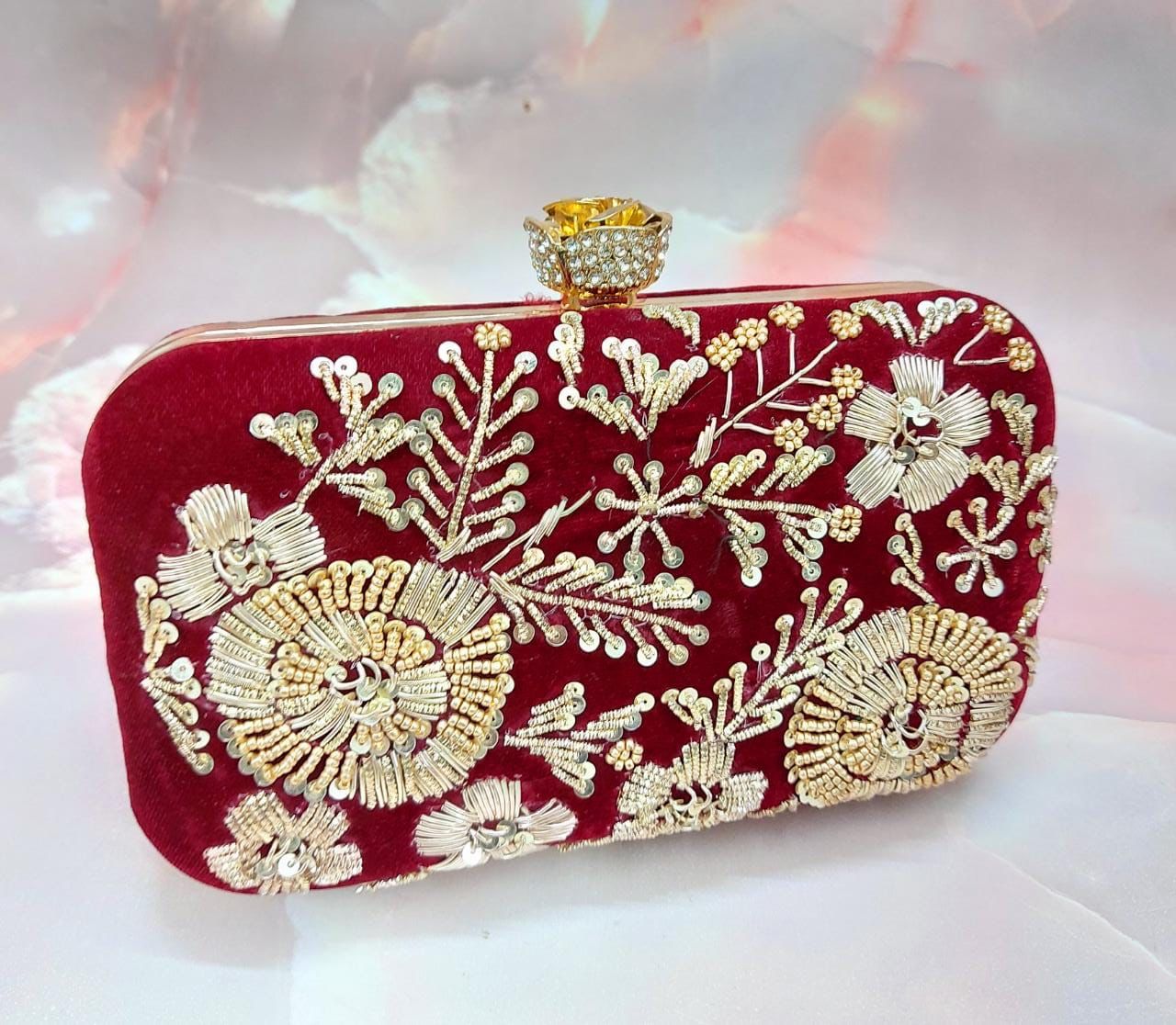 Single Side Embroidered Clutch – Single Side Embroidered Clutch – Zupppy